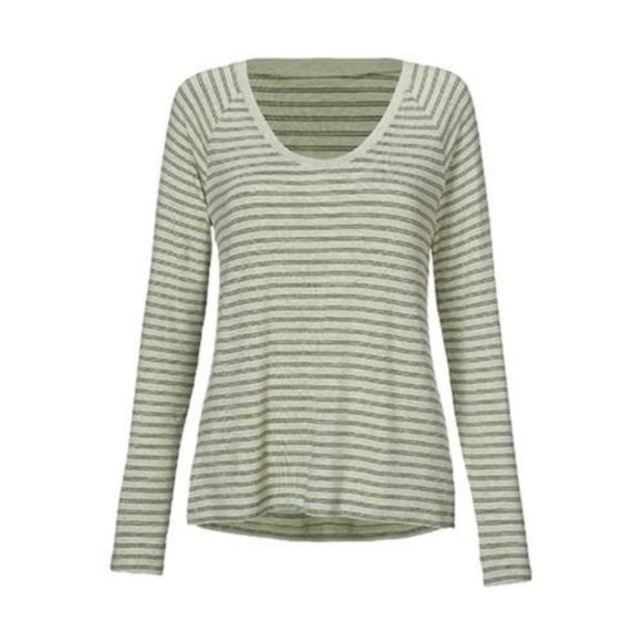 CAbi | Tops | Cabi 4375 Game Tee Fall 222 Large Euc | Poshmark